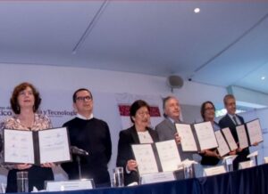 Firma BUAP Carta Intención del Clúster Nacional de Cómputo de Alto ...